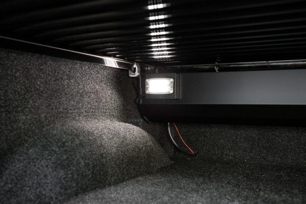 Manual Sliding Tonneau Cover - 2004-2023 Nissan Titan 5.7' Bed W/O ...