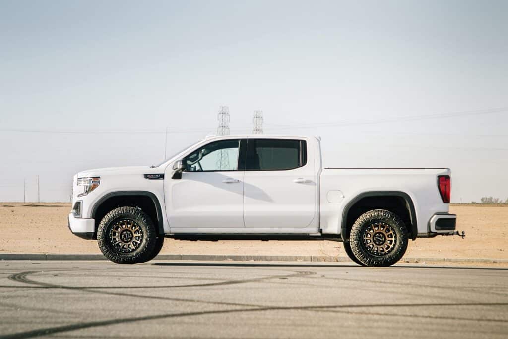 The best 2 inch Premium Levelling Kits for GMC Silverado/Sierra 1500 ...