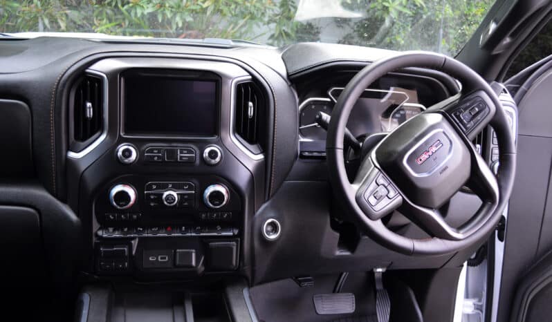 New 2022 GMC Sierra 2500 AT4 Available for sale