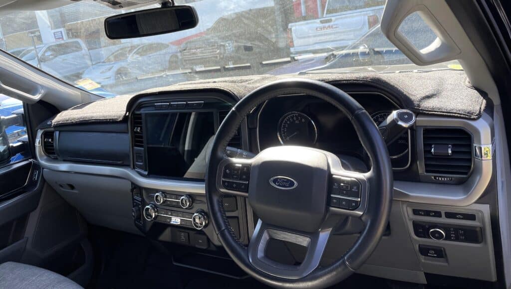 Dash Mats for Ford 250/350 - Custom Shaped & Best Quality
